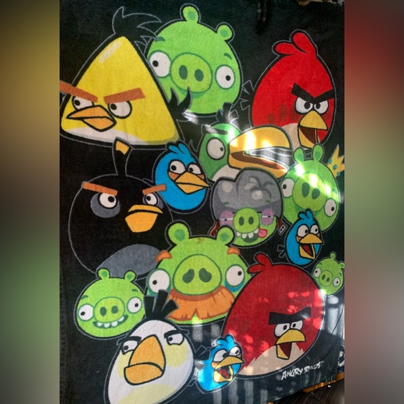 Angry bird | Bedding | Angry Bird Blanket | Poshmark